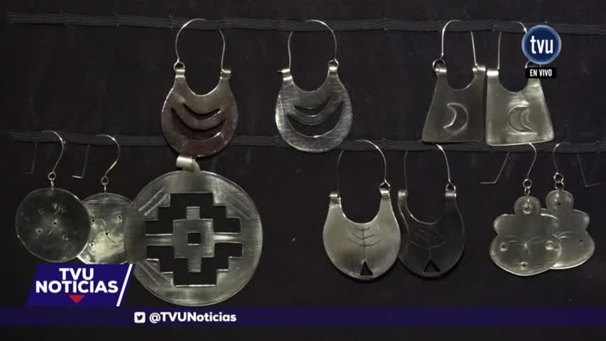 Mujeres Mapuches se certifican en confección de joyas en plata