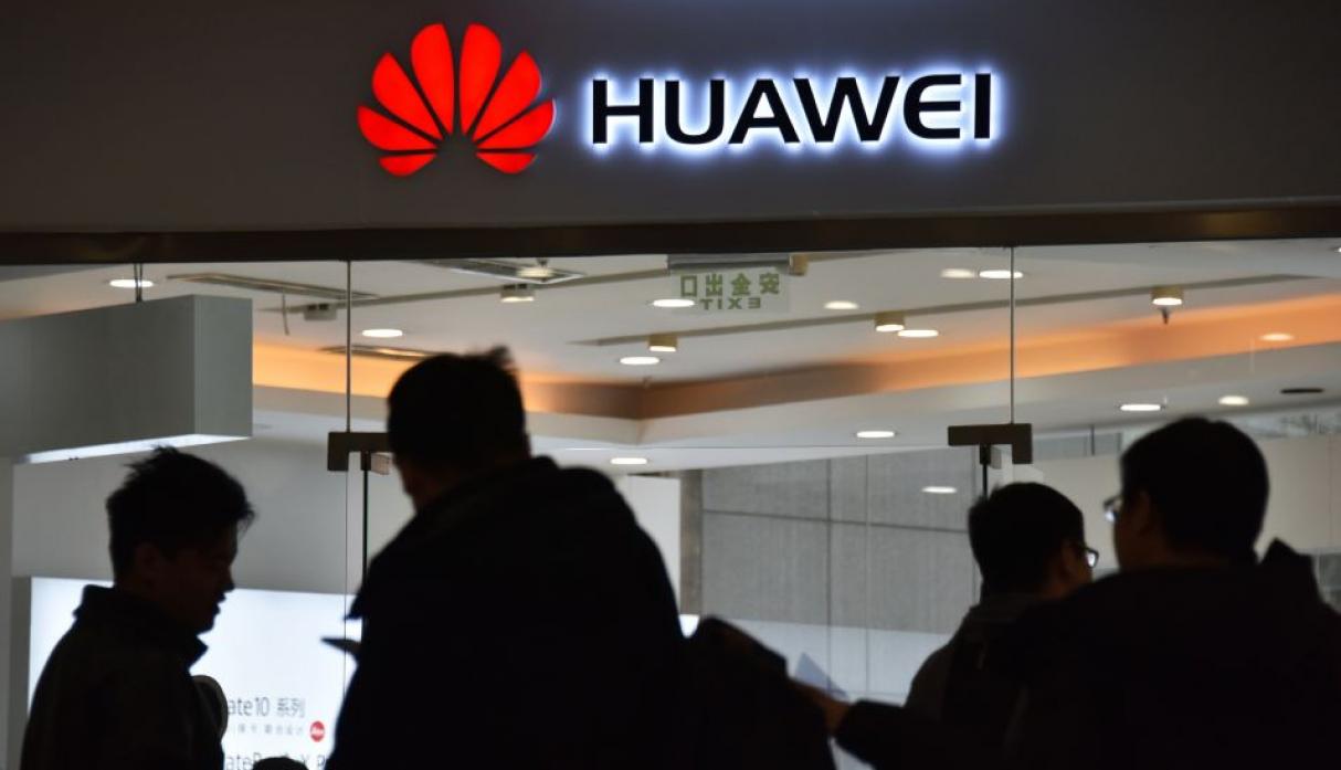 Huawei lanzará teléfono con sistema operativo propio