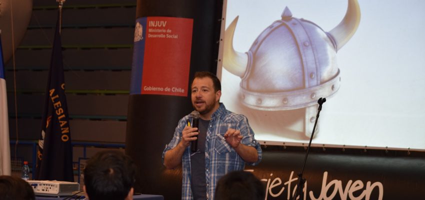 Gabriel León de Ciencia Sin Ficción dictó charla a estudiantes de la ...