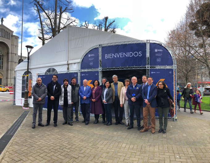 Feria de Postgrados Centenario UdeC se desarrolló en Plaza Independencia de Concepción