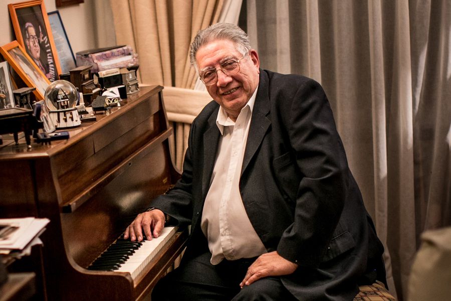 Valentín Trujillo festeja 90 años con show en Teatro Biobío