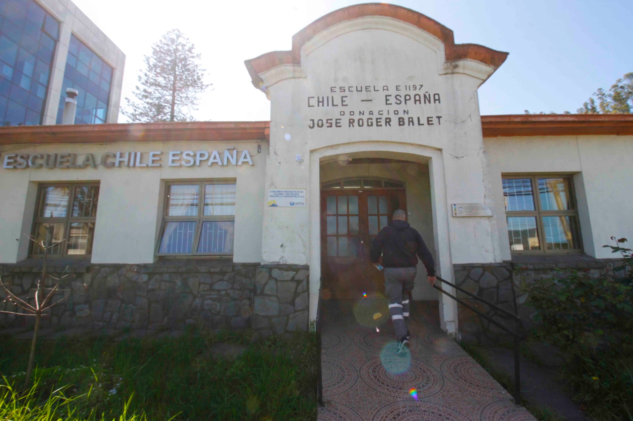 Roban por quinta vez la Escuela Chile España de Concepción