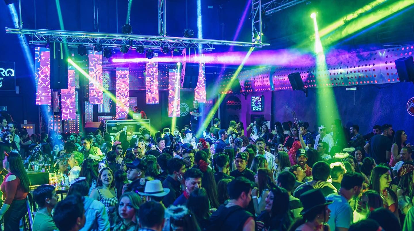 Club Capital y Sala Voz: dos referentes de la bohemia penquista