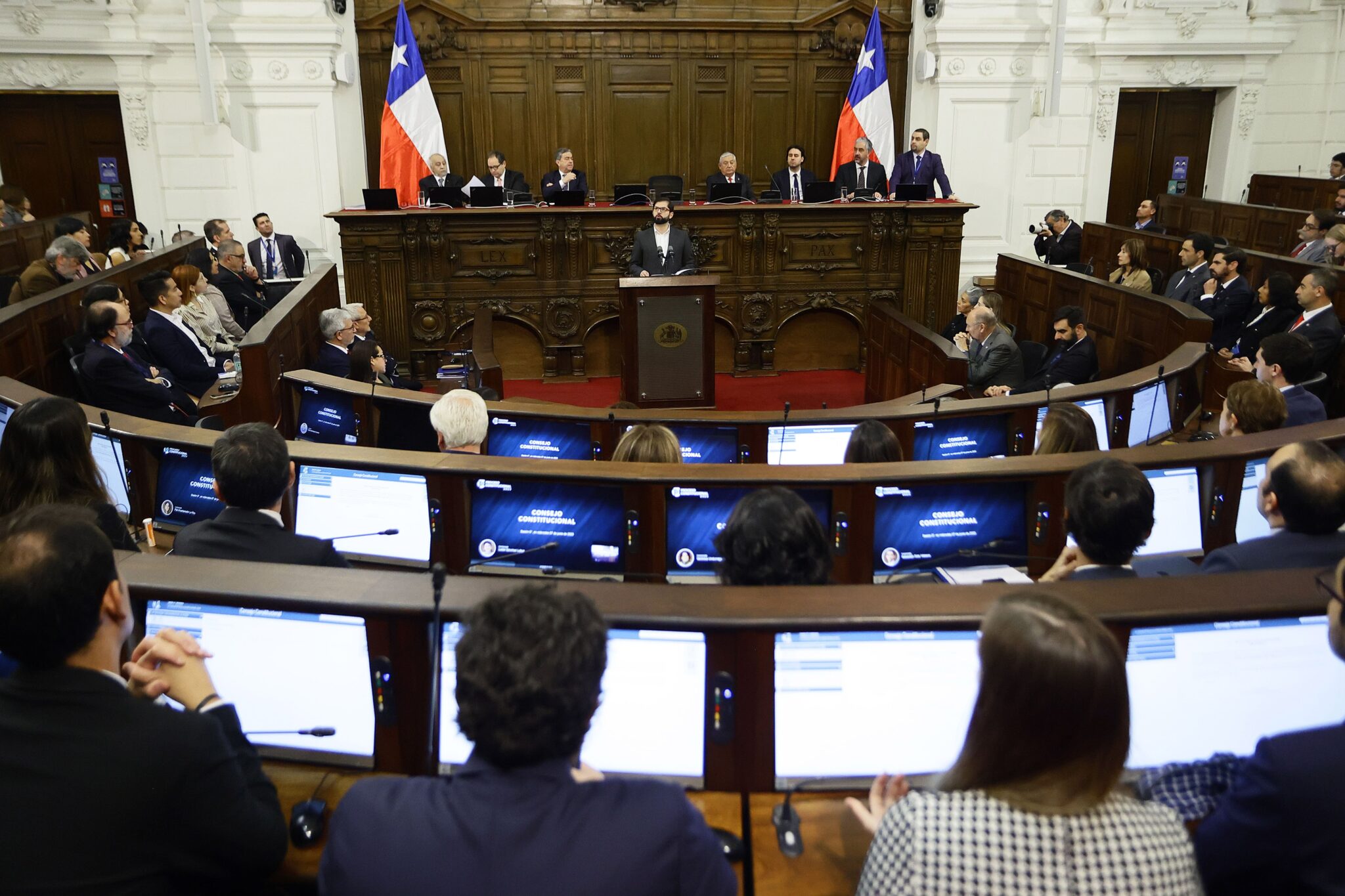 Abogado Constitucional Explica Qué Son Las Iniciativas Populares De Norma
