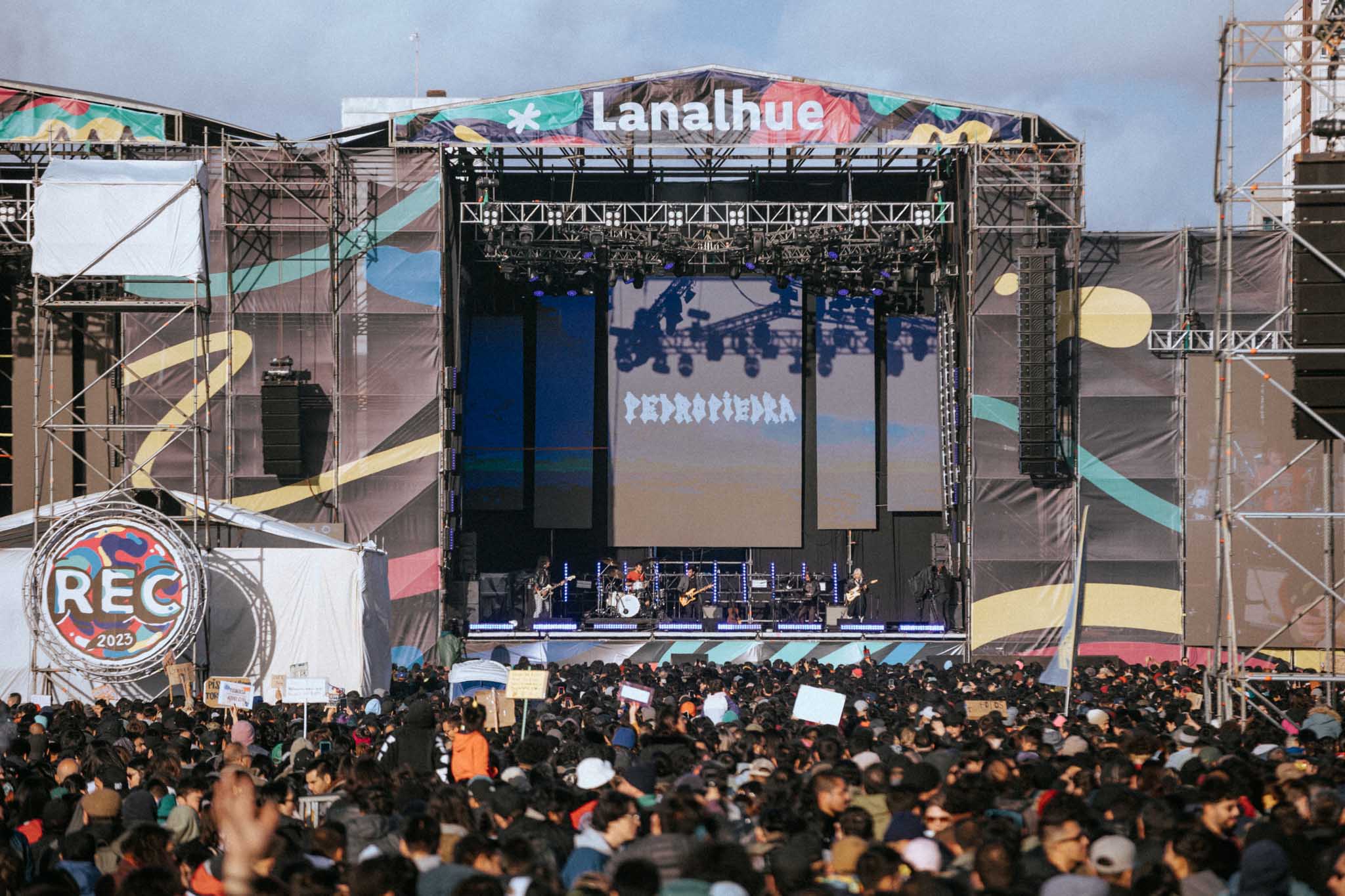 REC 2024: revelan horarios de artistas por día del festival