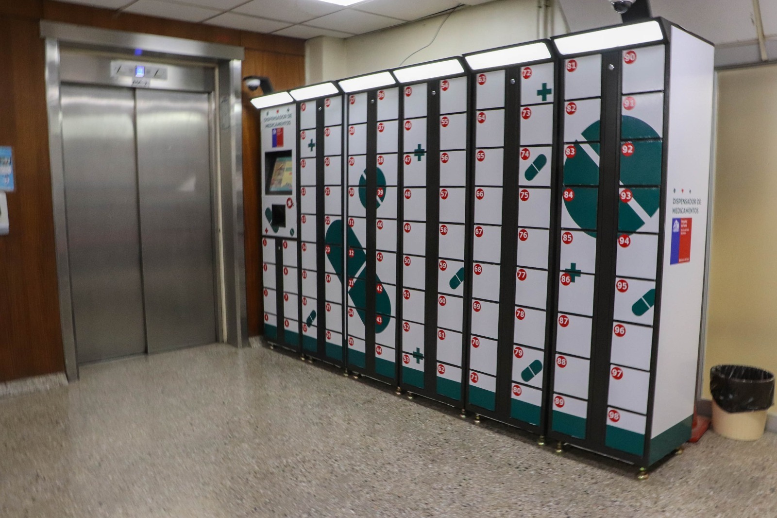 "Farmacia Sin Espera": inauguran modernos dispensadores de remedios en ...