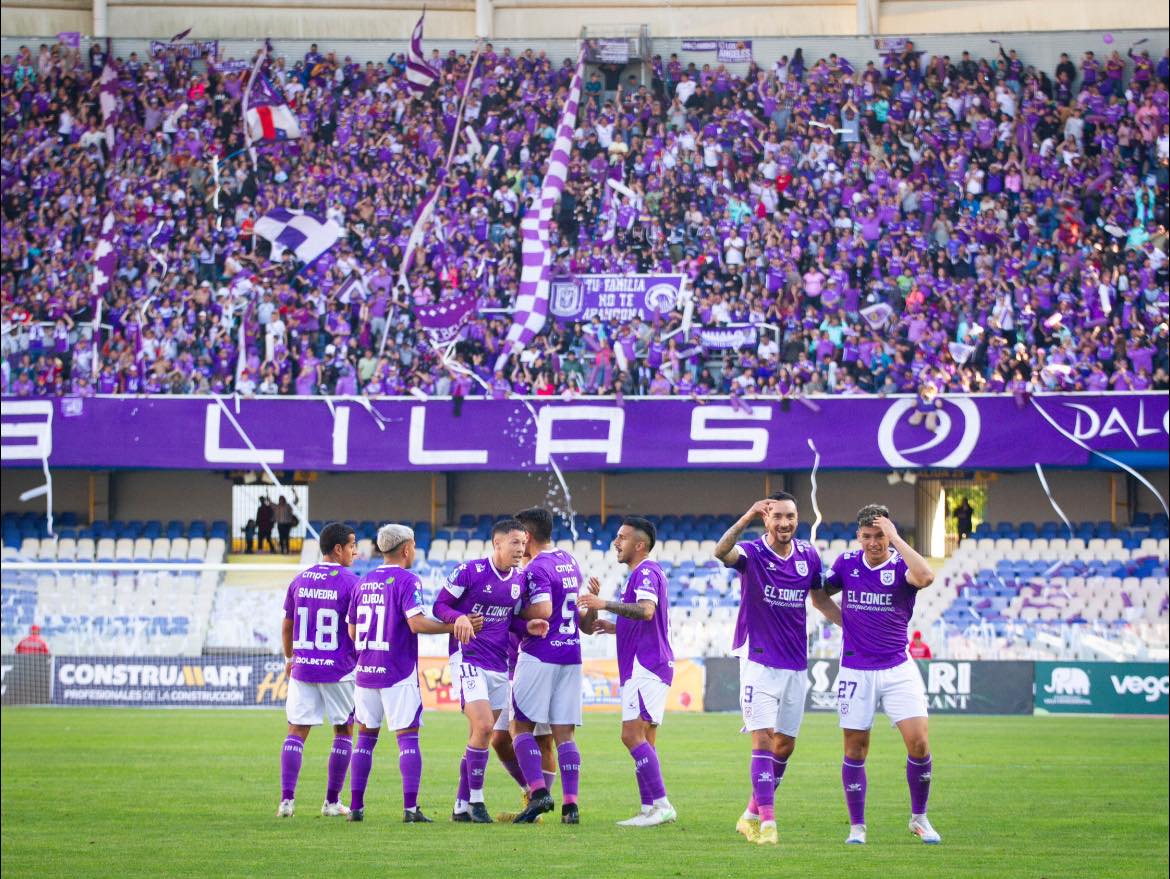 Celebración de hinchada de Deportes Concepción se tomó la capital del ...