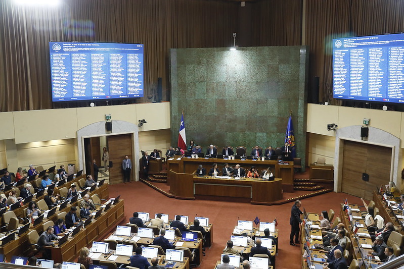 Cámara rechazó inhabilidad de ingreso de familiares de autoridades a ...