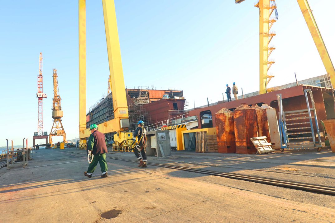 Asmar-Talcahuano: primer buque del proyecto “Escotillón IV” presenta 90% de avance en ...